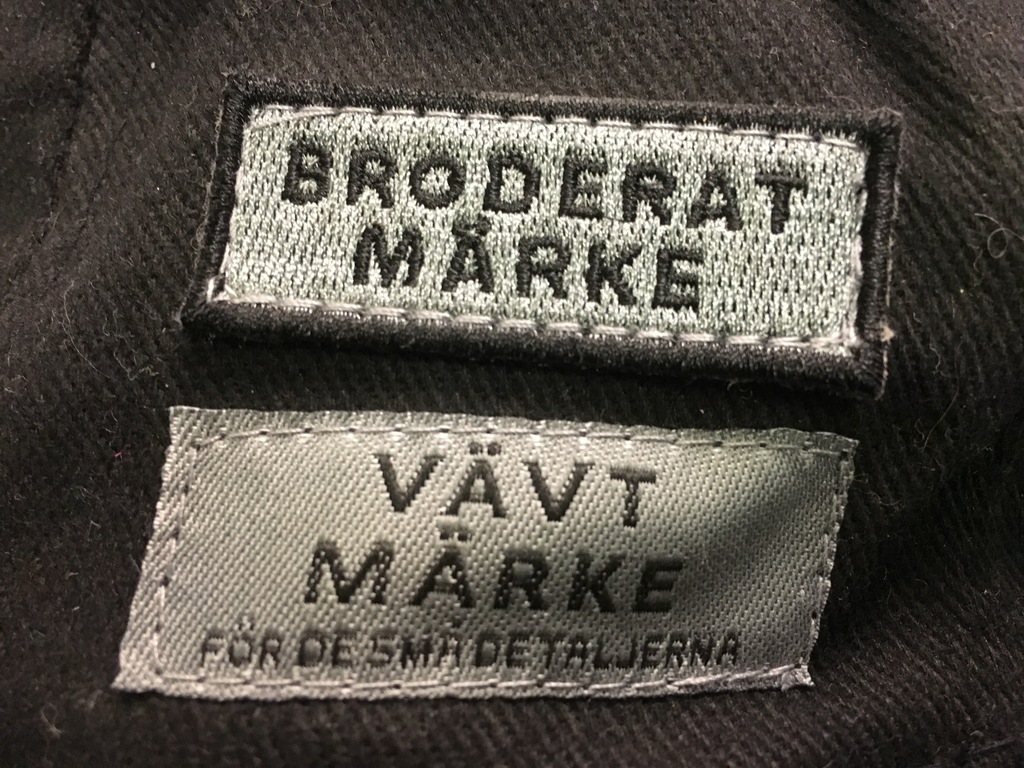 Broderade märken med eget tryck. www.trycktema.se